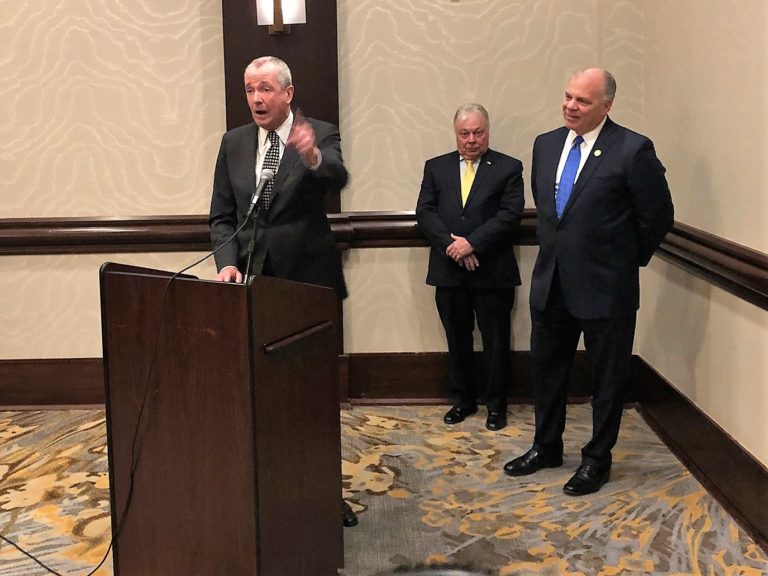 Murphy Shows Up at Sweeney's Party - Addresses the Crowd: 'We're Both ...