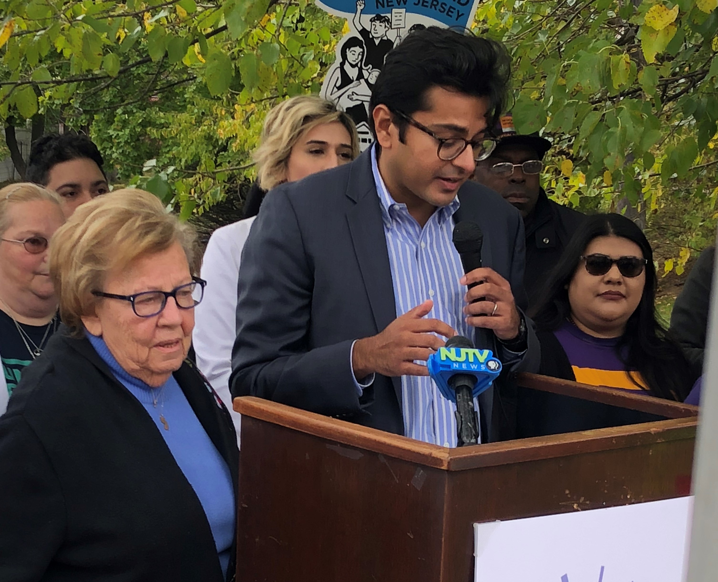 In Fight for a 'Fair Workweek,' Weinberg Stays out of the Fray - Insider NJ