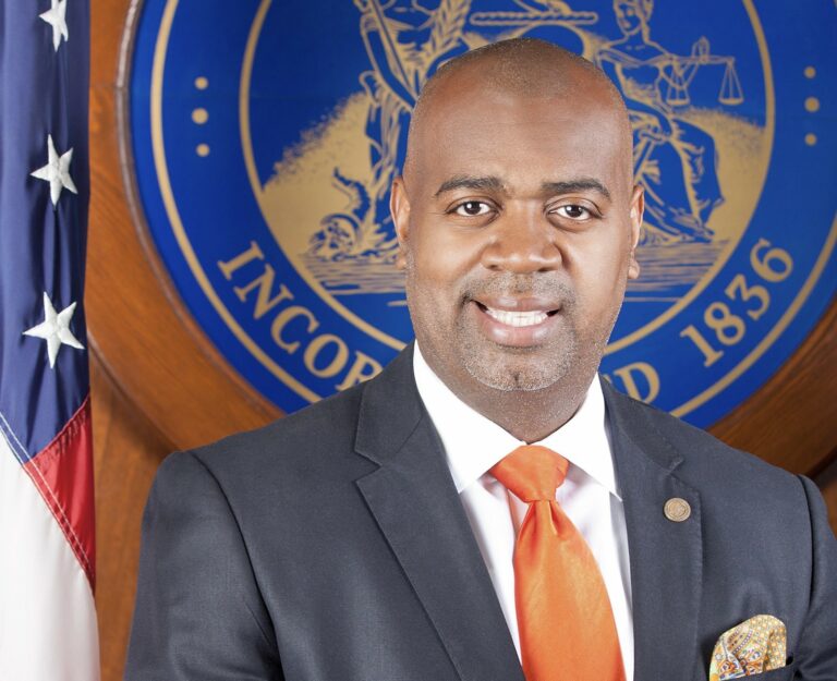 Baraka Backs Silva in East Ward Runoff Election - Insider NJ